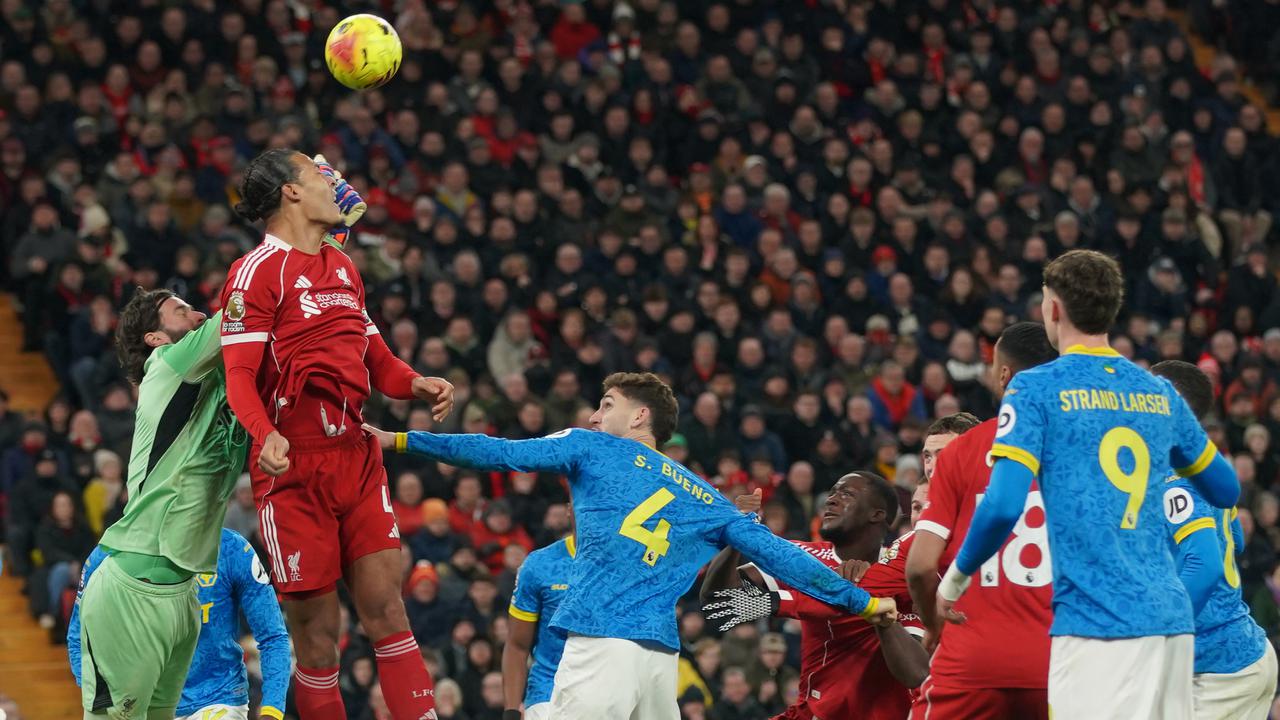 Liverpool Siapkan Suksesor Van Dijk, Incar Bek Inter yang Dihargai Rp1 ...