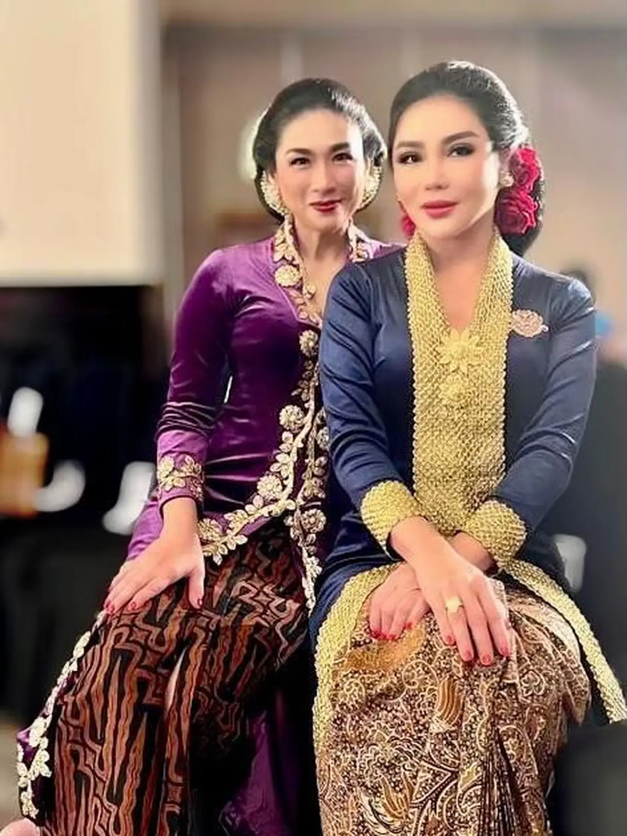 Ramai-Ramai Kampanyekan Kebaya jadi Warisan Budaya UNESCO - ShowBiz Liputan6.com