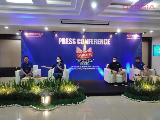 500 Lebih Mobil Geruduk Museum Gunung Api Merapi (MGM) Yogyakarta ...