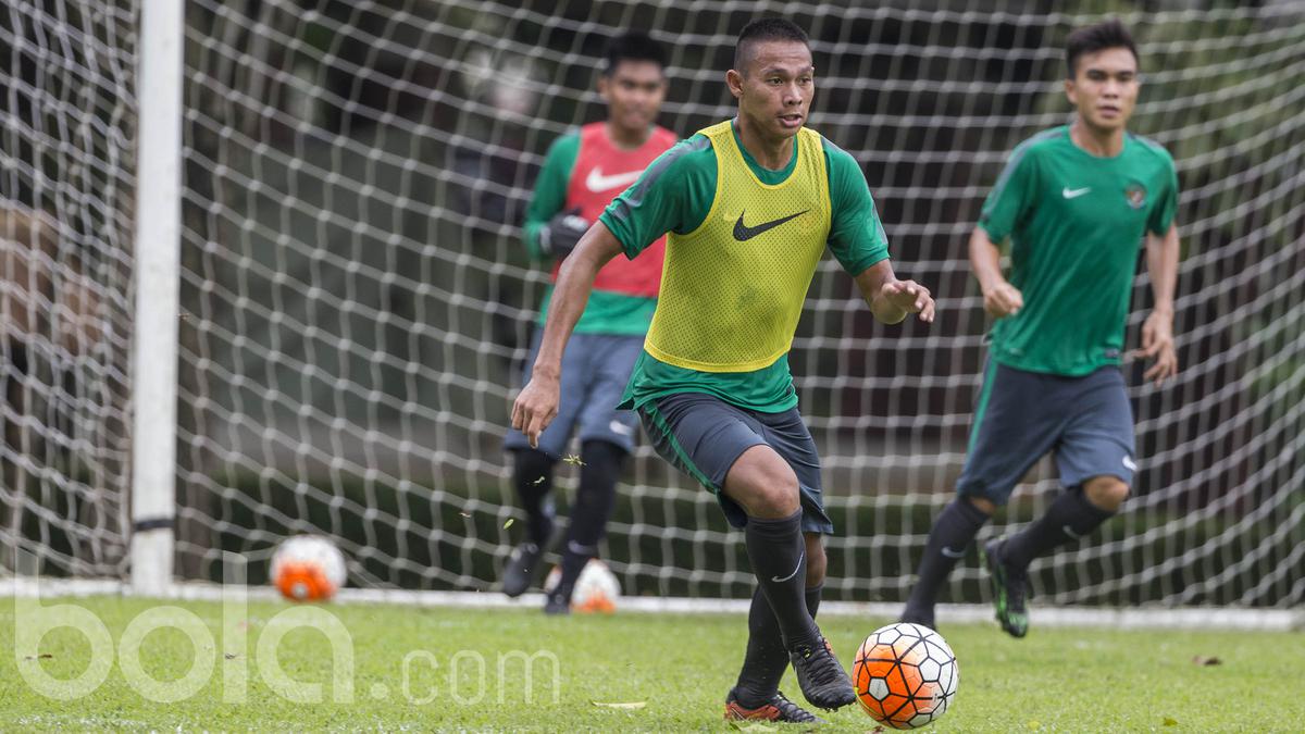 Andi Setyo Berpeluang Jadi Bek Utama Timnas Indonesia U-22 - Bola ...