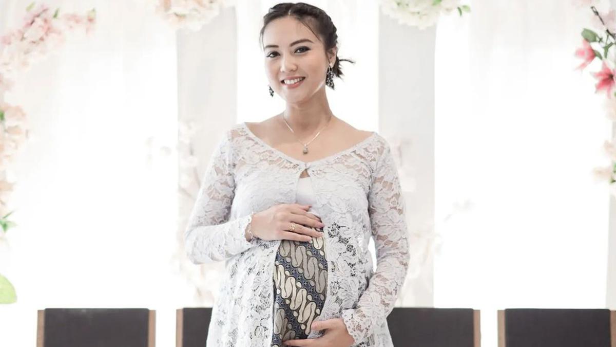 Momen Marissa Jeffryna Gelar Acara 7 Bulanan, Usung Adat Sunda