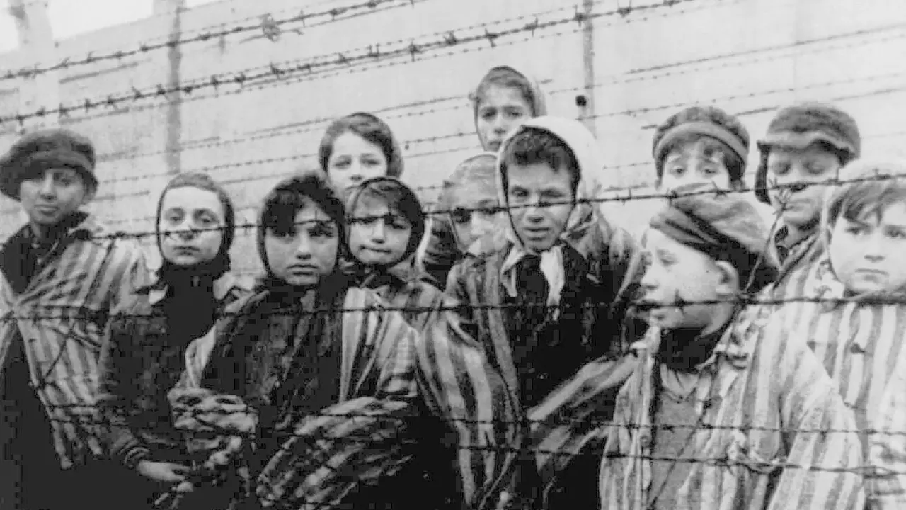 27 Januari 1945: Hari Pembebasan Tawanan dari Kamp Kematian Nazi ...