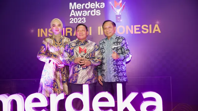 Merdeka Awards 2023: Bupati Taliabu Sabet Penghargaan Program Inovatif untuk Negeri - News ...