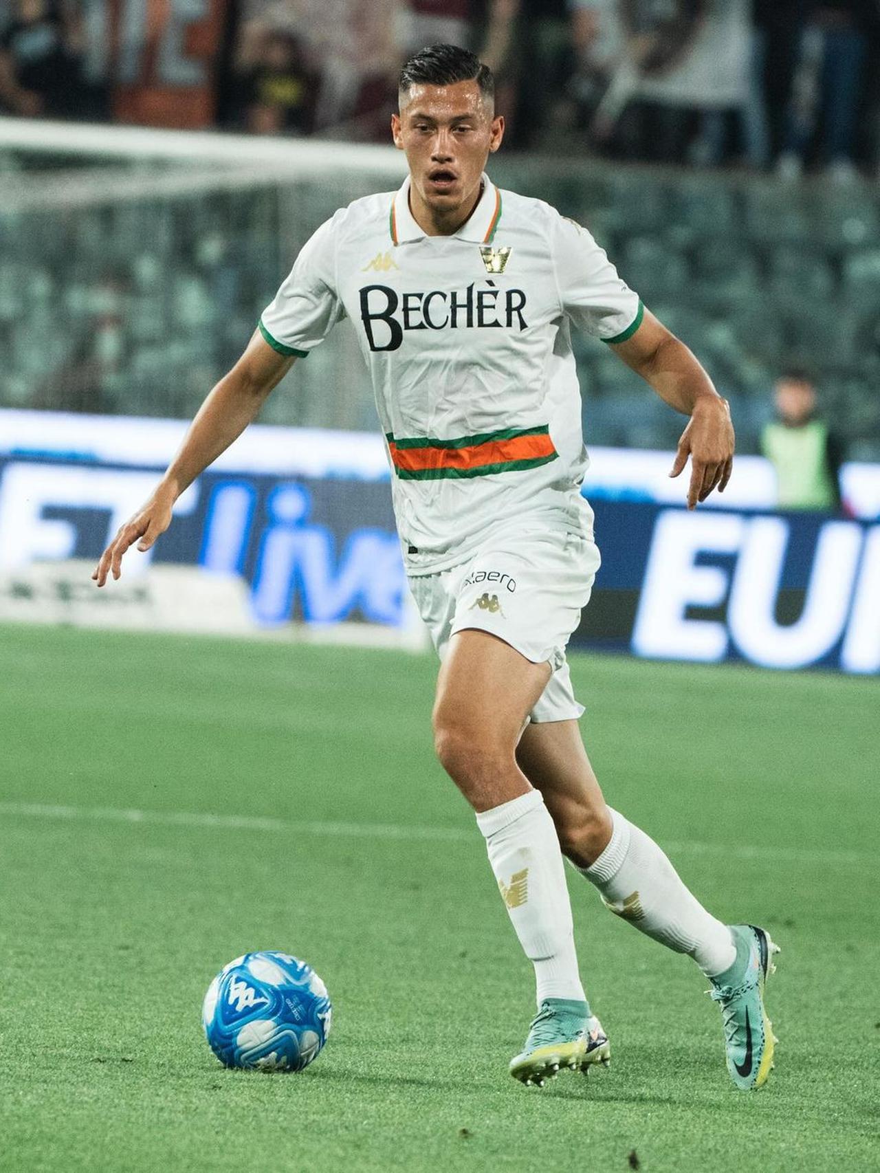 Deretan Kejutan yang Bisa Dilakukan Jay Idzes saat Venezia Jumpa AC ...