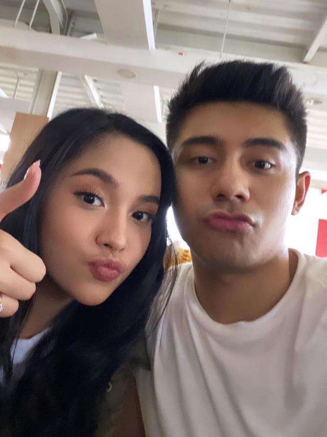 Go Public, Ini 6 Potret Kebersamaan Lyodra Ginting dan Riza Syah - Hot Liputan6.com