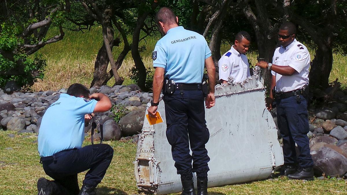 Puing Pesawat yang Diduga MH370 Sudah Ditemukan?