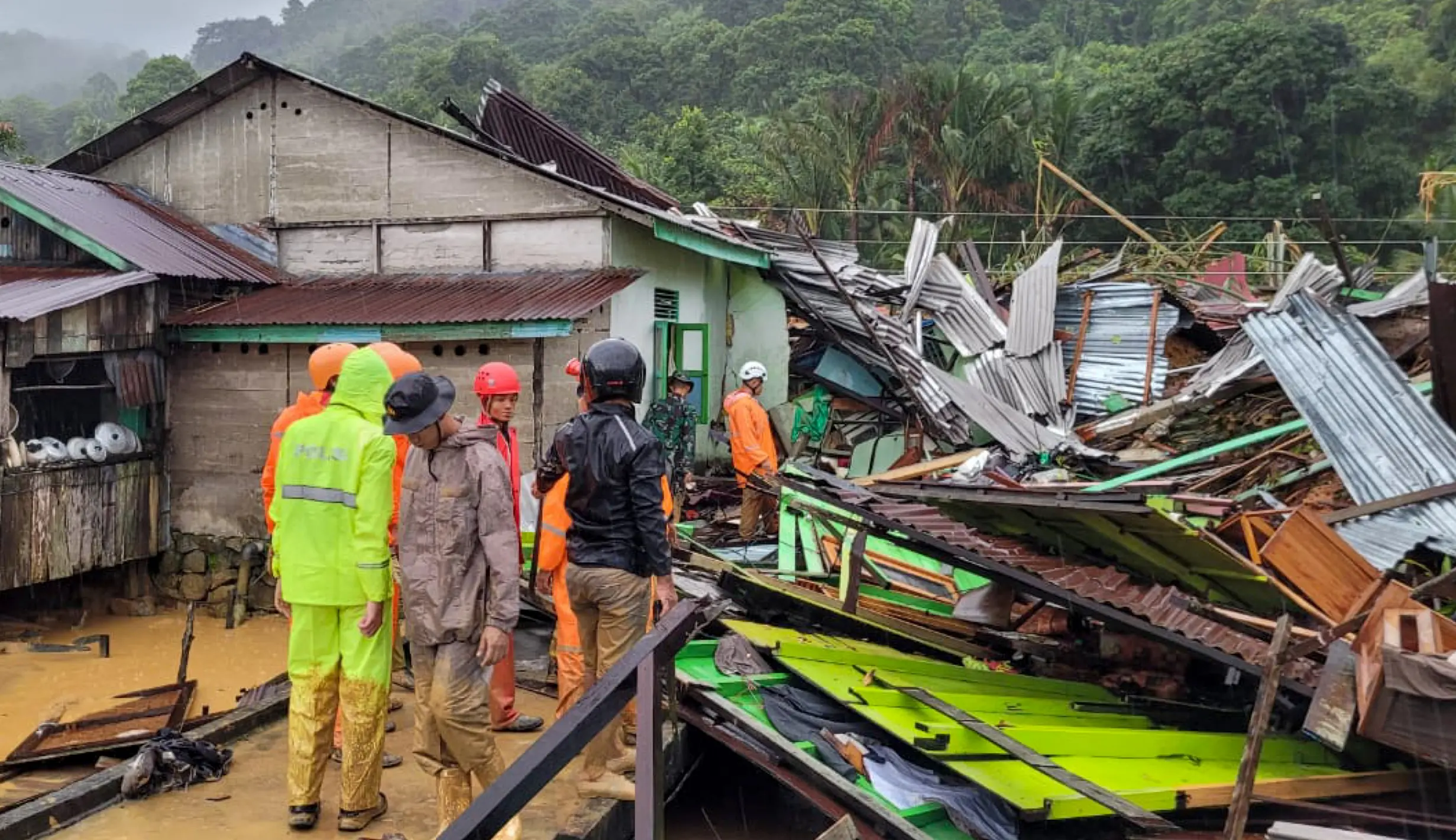 Longsor Natuna Hingga Saat Ini Sudah 10 Orang Meninggal Dan Puluhan
