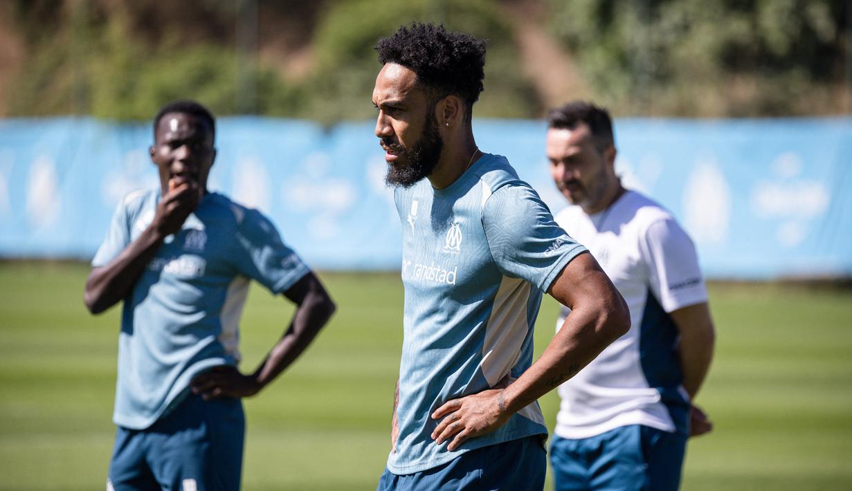 Latihan Perdana Marseille Dibawah Arahan Roberto De Zerbi