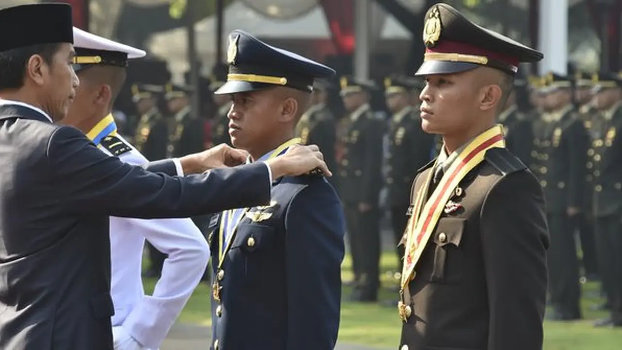 Kisah M Idris, Anak Petani dan Guru Ngaji yang Sukses Jadi Lulusan ...