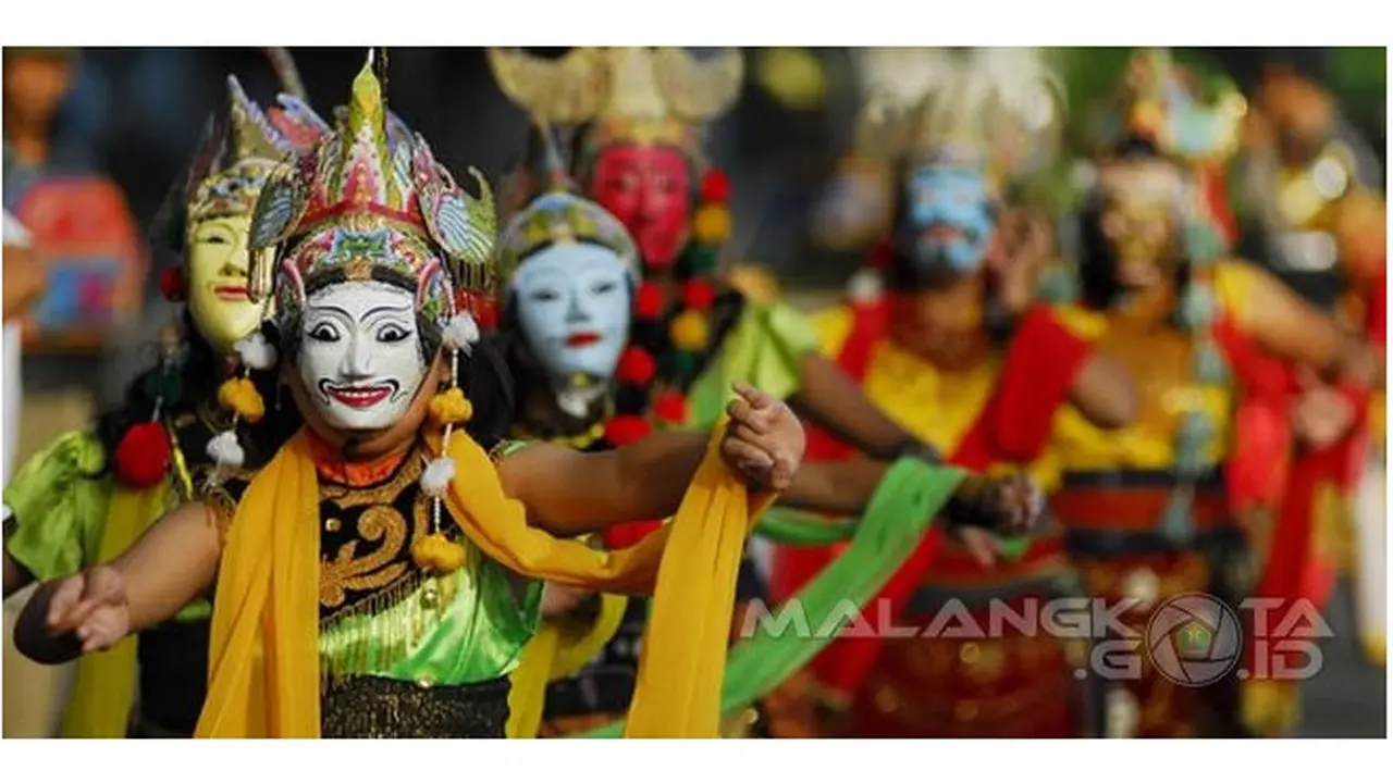 Tari Topeng Malangan, Menyelami Wajah-Wajah Kehidupan Lewat Gerak Penuh ...
