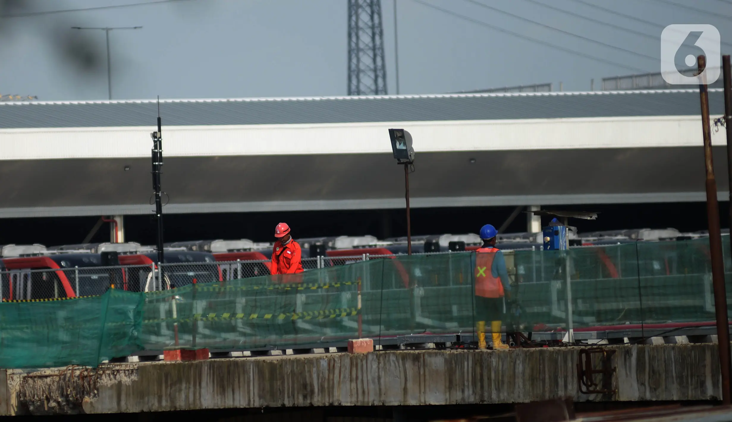 FOTO: Menengok Proyek Pembangunan Depo LRT Jabodebek - Foto Liputan6.com