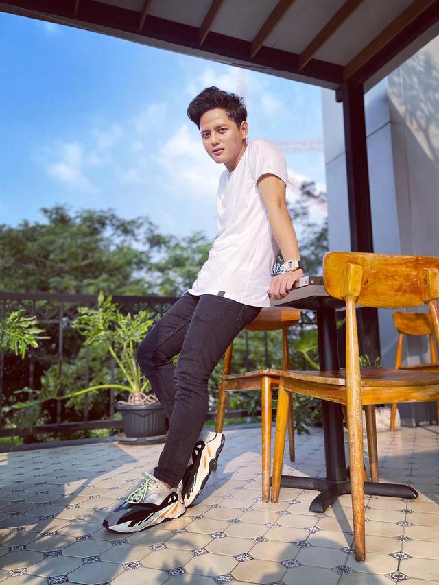 6 Pesona Stevan Pasaribu Diduga Liburan Bareng Celine Evangelista ...