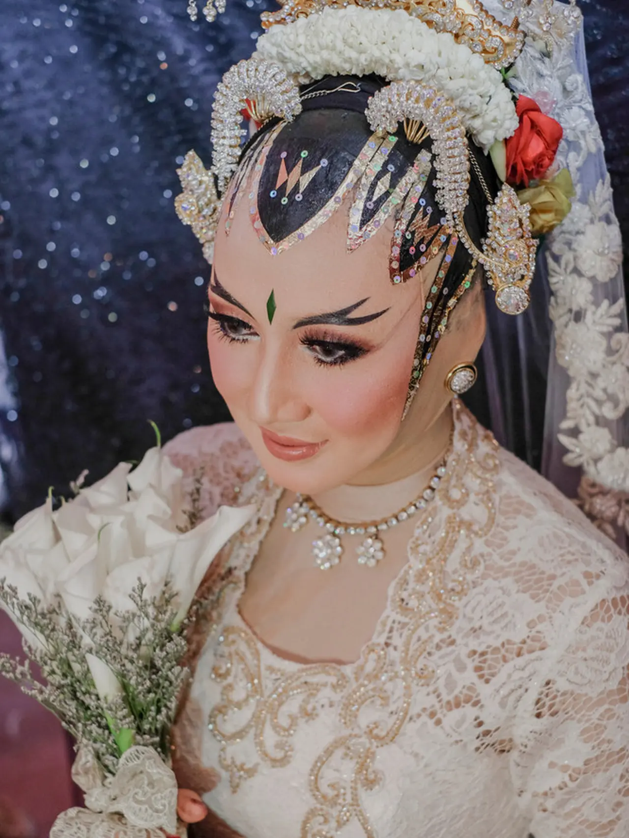 Makna Makeup pada Pengantin Adat Jawa yang Sakral - Beauty Fimela.com
