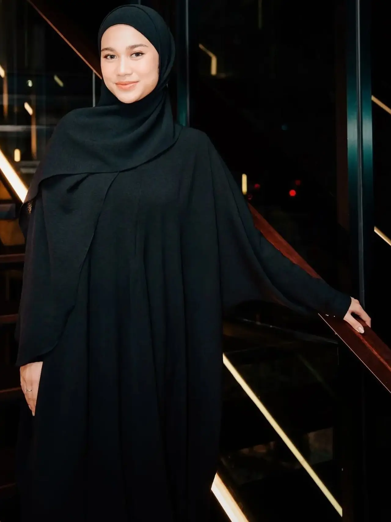 6 Potret Azizah Salsha Tampil Berhijab Ini Banjir Pujian - Hot Liputan6.com