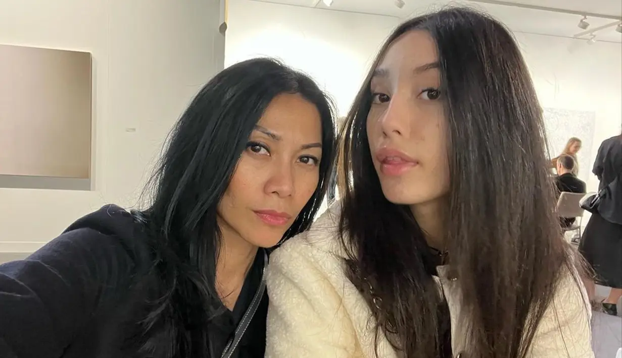 Ulang Tahun ke-15, Ini Potret Transformasi Kirana Anak Anggun C Sasmi ...