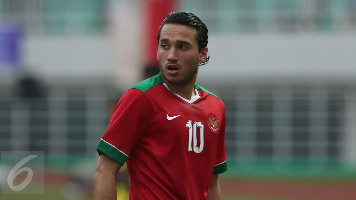 Timnas Indonesia U-22 Butuh Striker, Ezra Walian Jadi Opsi - SEA Games ...