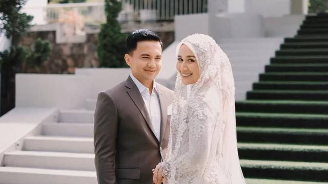 7 Pemotretan Prewedding Sahrul Gunawan dan Dine Mutiara yang Serba Dadakan - Hot Liputan6.com