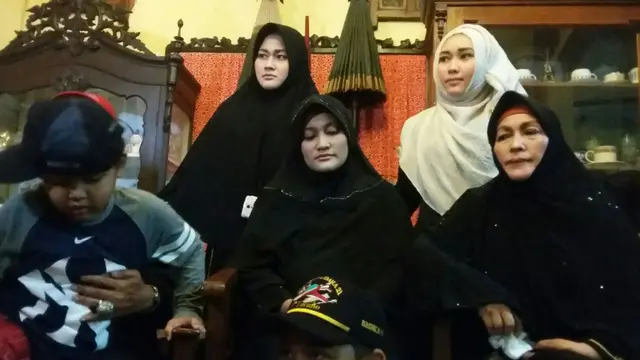 Pilot Ivy Sempat Tanya Kandungan Istri Sebelum Terbang - News Liputan6.com