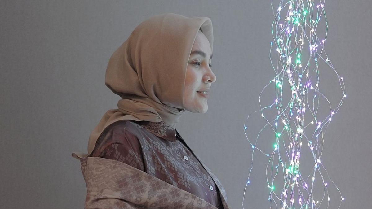 Indahnya Alam Sumatera Barat dalam Koleksi Ria Miranda - Fashion ...