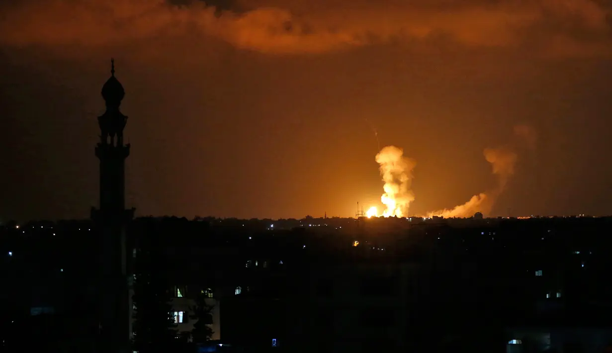 FOTO: Buru Hamas, Israel Lancarkan Serangan Besar-besaran ke Jalur Gaza ...