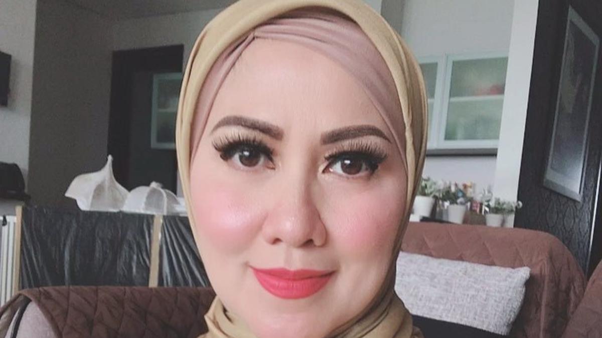 Venna Melinda Jalani Perawatan di Rumah Sakit Akibat KDRT, Ditemani Athalla Naufal - ShowBiz ...