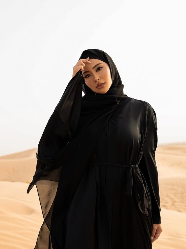 7 Potret Kae Asakura ‘Rae Lil Black’ Masuk Islam, Sudah Salat dan Puasa ...