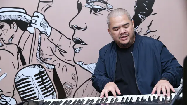 Dalami Jazz 15 Tahun Lebih, Indra Aziz Akhirnya Punya Album - ShowBiz ...