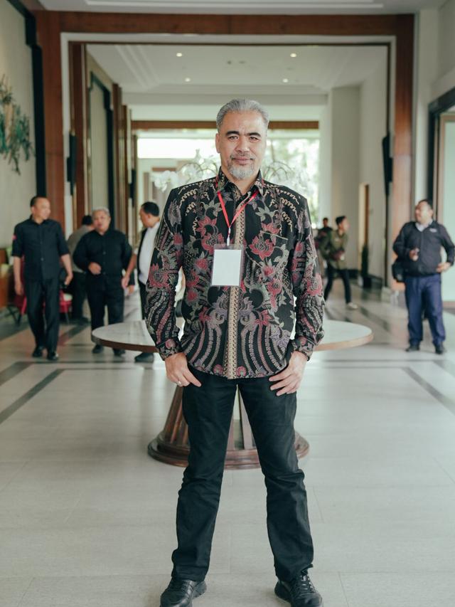 Michael Simon Ulas Geliat Industri Seni Kosmetik Indonesia, Sebut 3 ...
