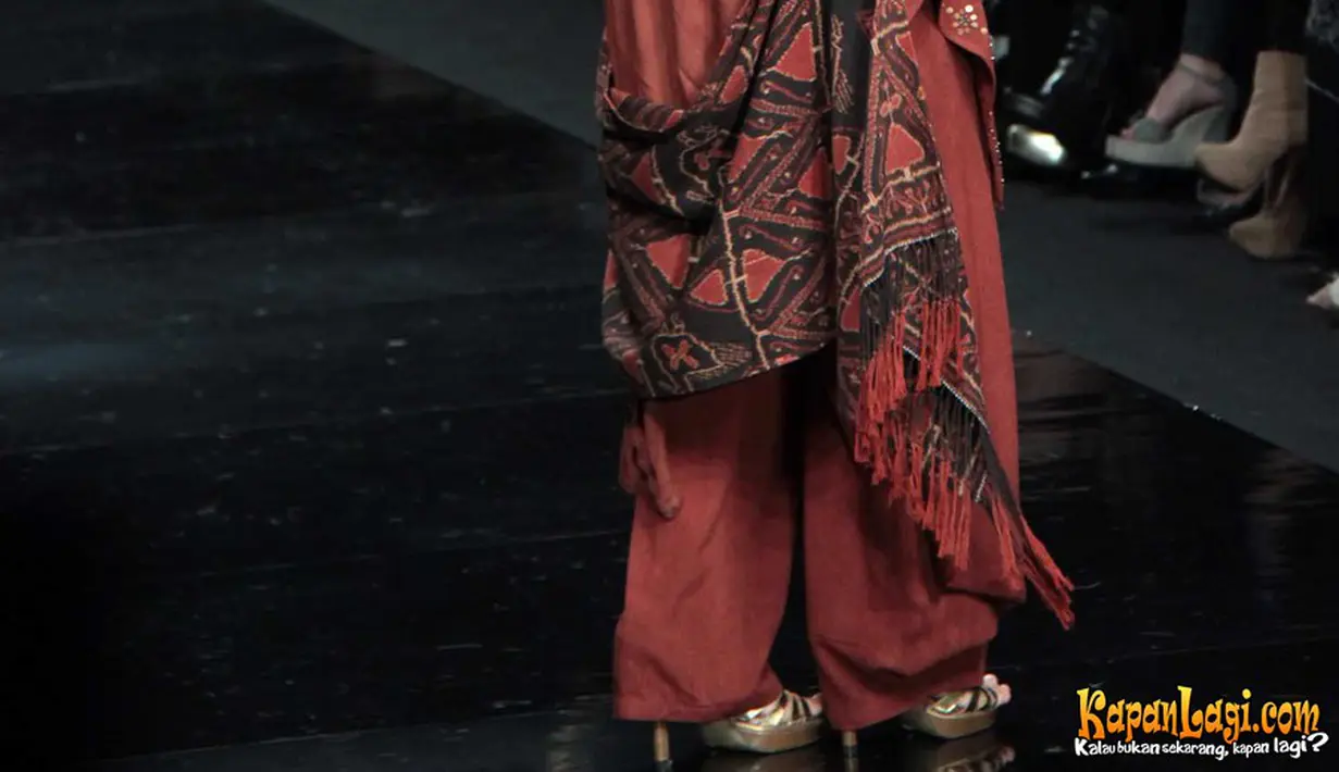 Ida Royani, From West To The East - Photo Fimela.com