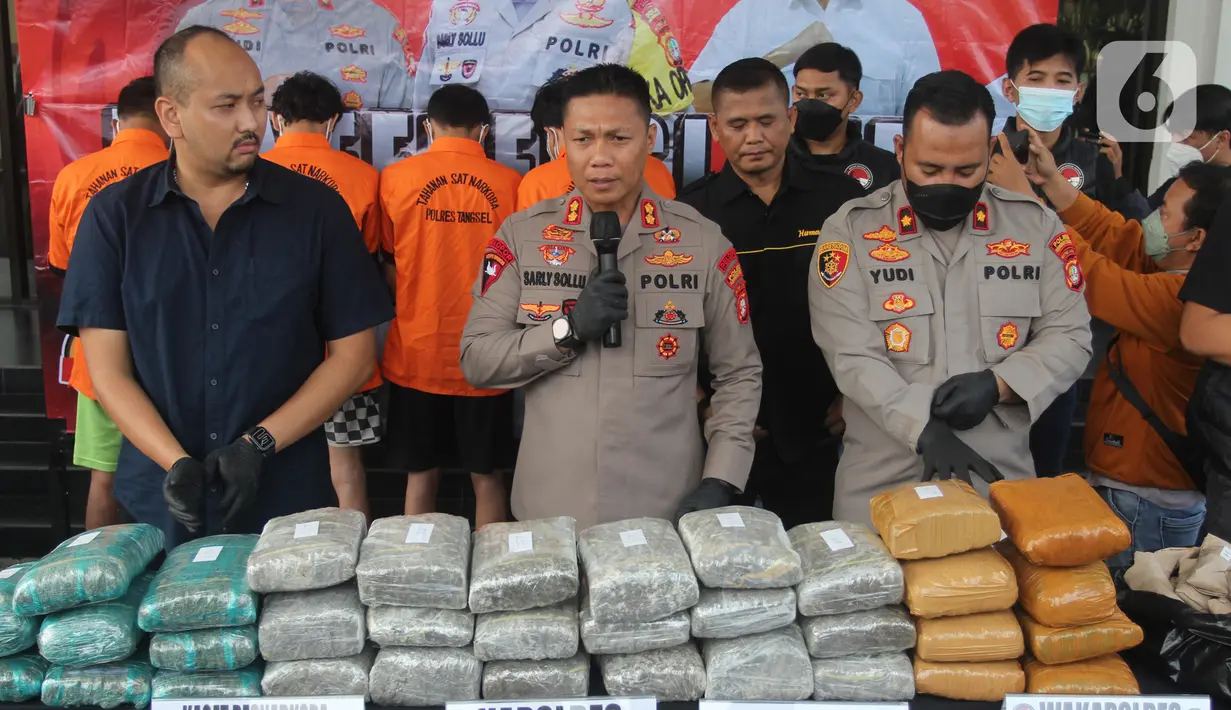 Polres Tangerang Selatan Gagalkan Peredaran 39 Kg Ganja - Foto Liputan6.com