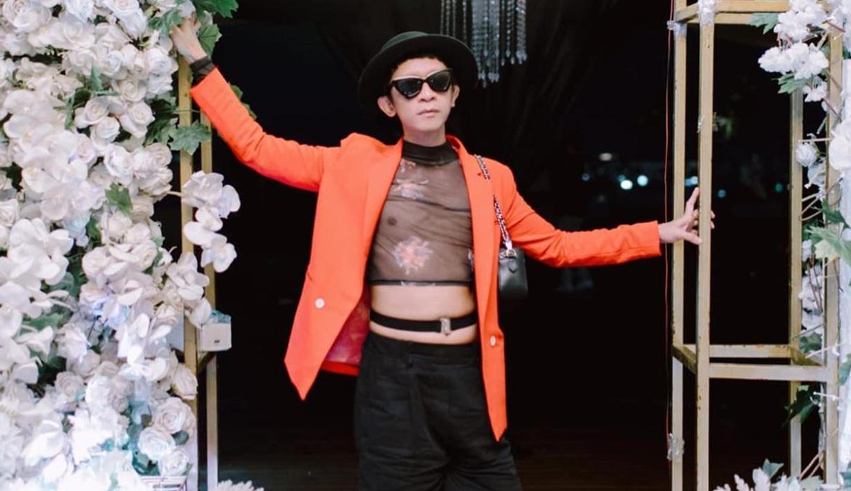 Potret Transformasi Penampilan Aming, dari Dandan Wanita hingga Berpeci ...