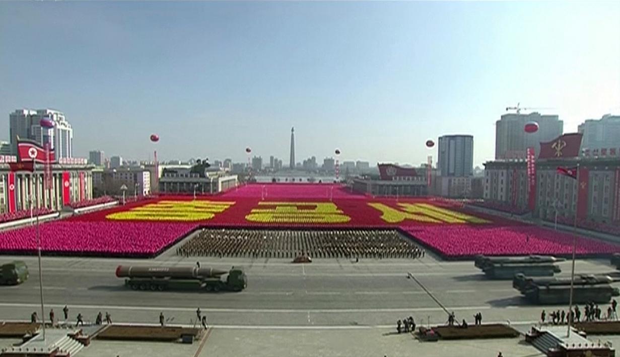 FOTO: Jelang Olimpiade PyeongChang 2018, Korea Utara Gelar Parade ...