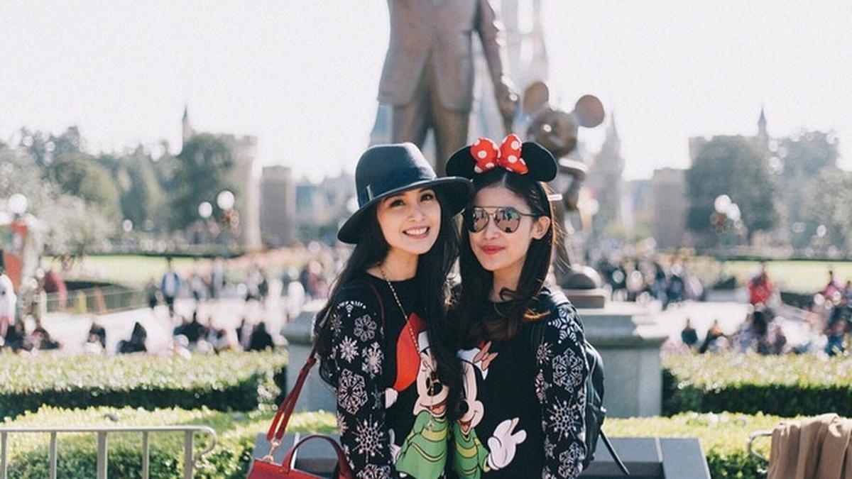 Jarang Terekspos Ini 7 Potret Kompak Sandra Dewi Dan Adik Hot 6230