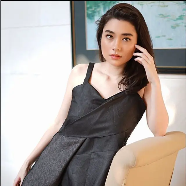 6 Potret Terbaru Amanda Rigby, Dikenal Luas Lewat Sitkom Kejar Tayang ...