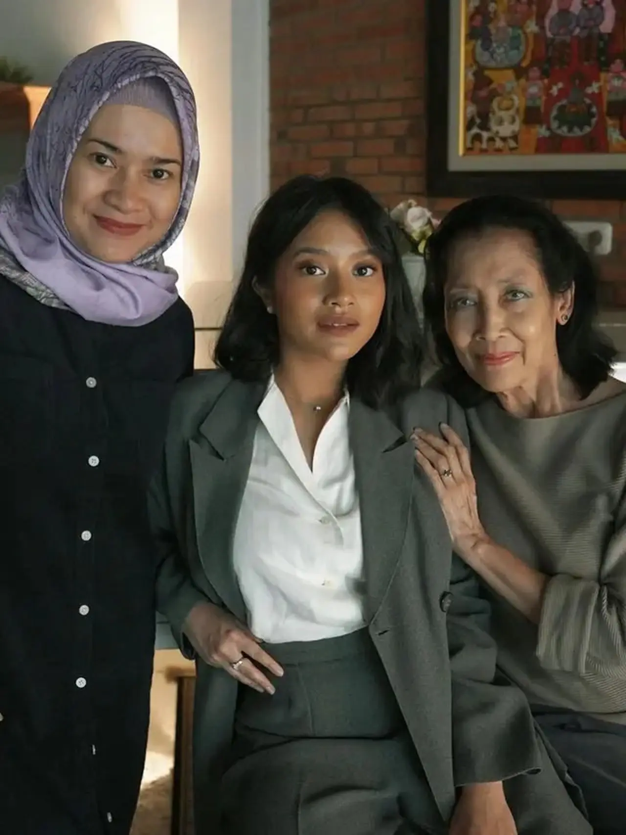 Potret Kedekatan 6 Artis dengan Mantan Mertua, Tetap Akrab - Hot Liputan6.com