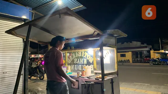 Cerita Tukang Roti Bakar Bandung di Gorontalo, Berjuang Demi Orang Tua ...