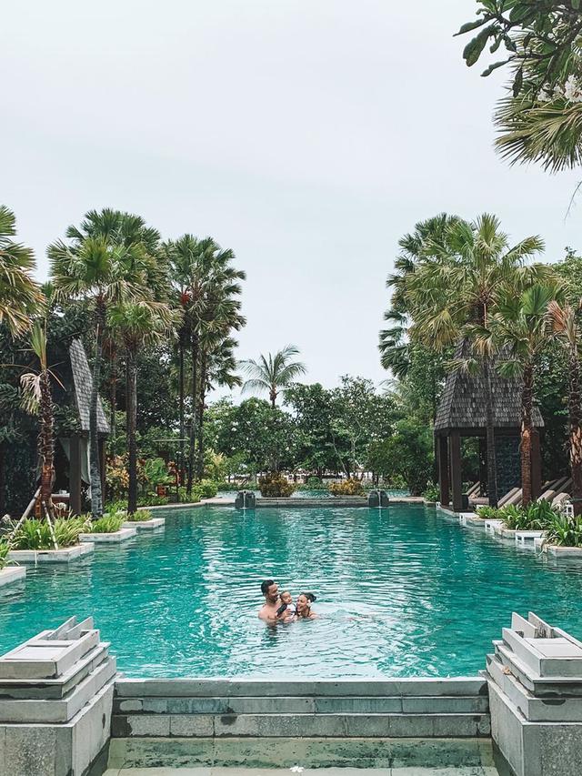 Sederet Potret Mesra Whulandary Herman Rayakan Ulang Tahun Pernikahan ...