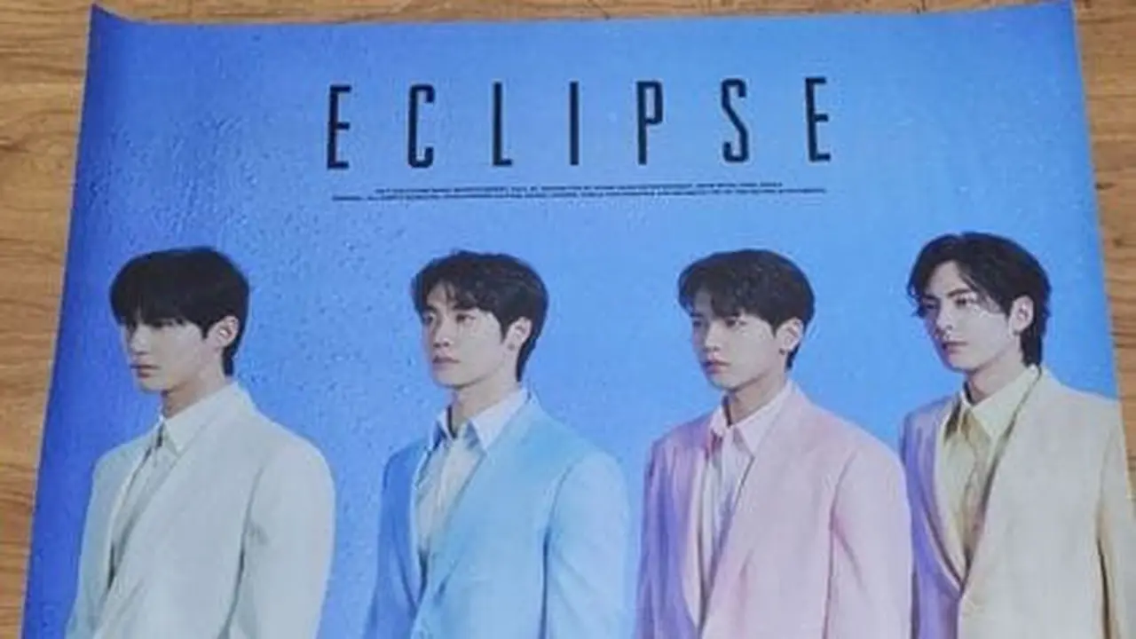 Ada Foto Tampan Byeon Woo Seok, Intip Isi Album Fisik Eclipse Lovely Runner - Citizen6 Liputan6.com