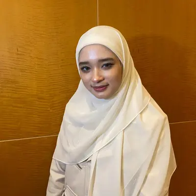 Cantik dari Kecil, Ini 8 Potret Transformasi Inara Rusli ...