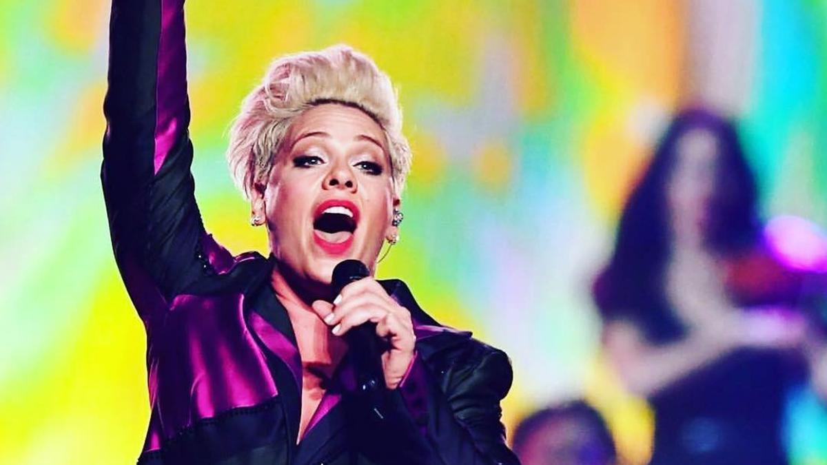 Tertekan, Pink Tak Ingin Lagi Tunjukkan Anak-anaknya di Media Sosial ...