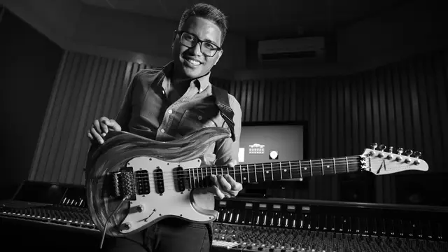 Andre Dinuth Luncurkan Album Solo Gitar Kedua - ShowBiz Liputan6.com