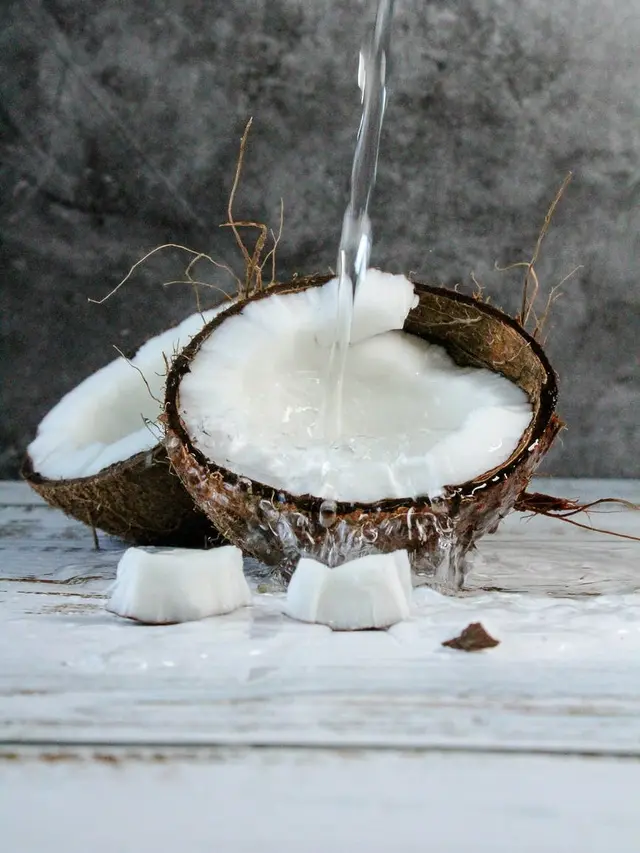 9 Arti Mimpi Minum Air Kelapa yang Mengejutkan, Ketahui Maknanya ...