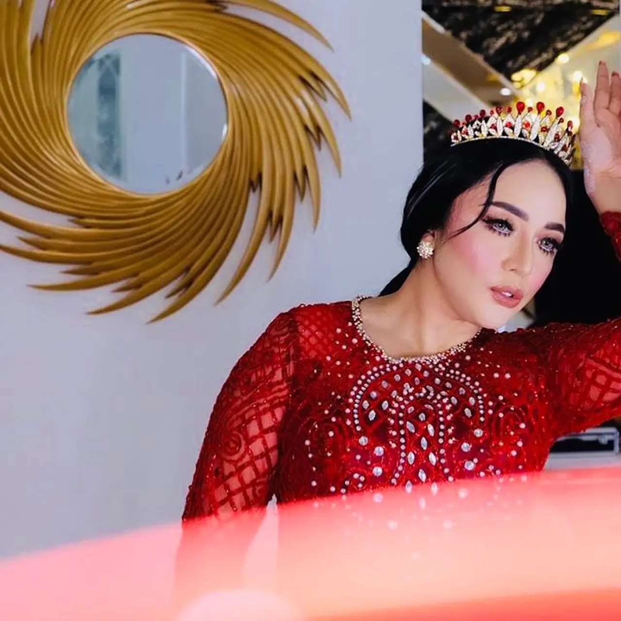 6 Potret Terbaru Regina Andriane Mantan Istri Farhat Abbas, Bikin Pangling - Hot Liputan6.com