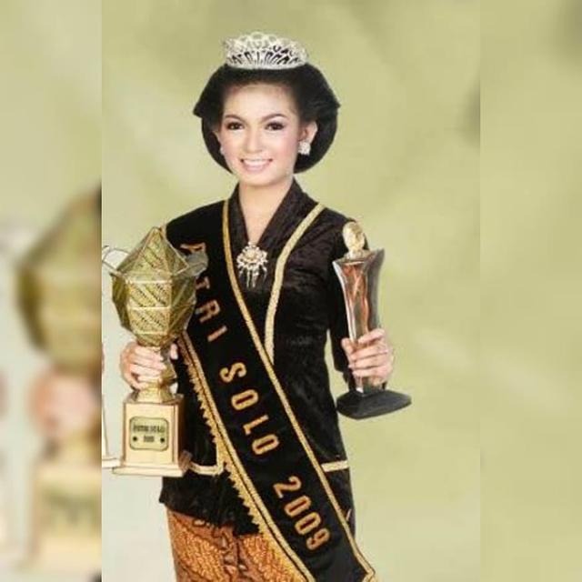 6 Potret Selvi Ananda dan Erina Gudono saat Jadi Putri Solo 2009 dan ...