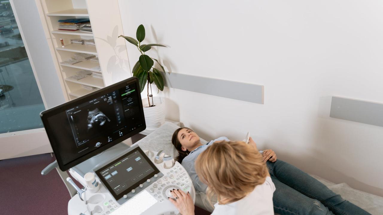 Anamnesa adalah Wawancara Medis, Ketahui Jenis dan Cara Melakukannya