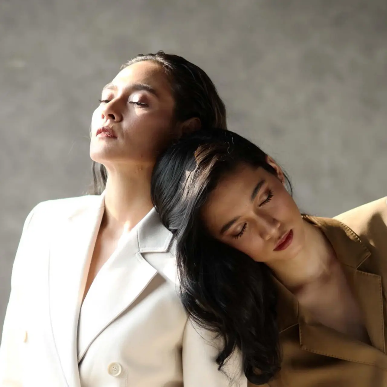 Ikuti Jejak Sang Ibunda, Ini 6 Potret Kebersamaan Nurra Datau dan Ine ...