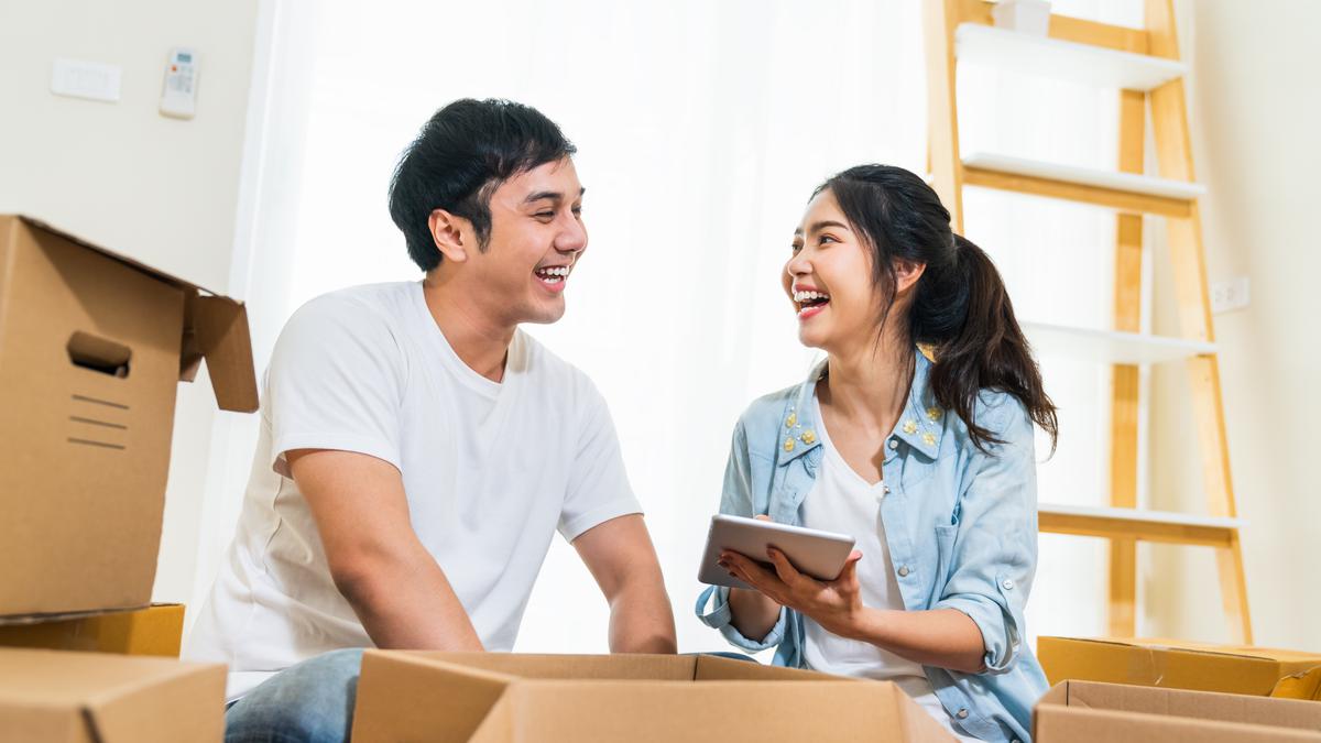 Kelebihan Memiliki Pacar yang Humoris