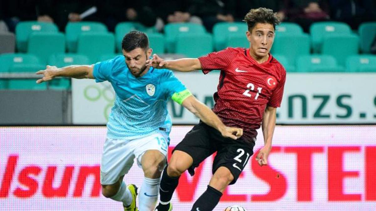 Inter Milan Mengurungkan Niat Rekrut Emre Mor - Dunia Bola.com