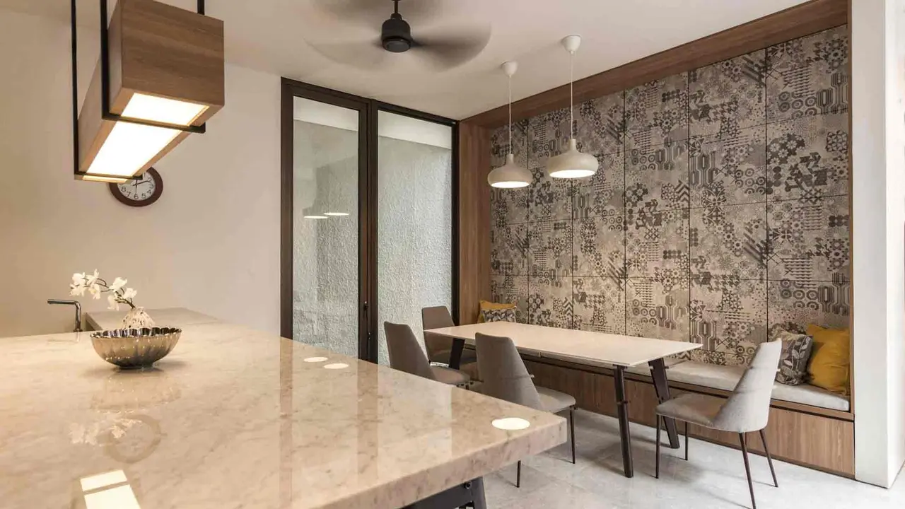 Sentuhan Material Kayu dalam Desain Rumah Modern Minimalis nan Elegan ...