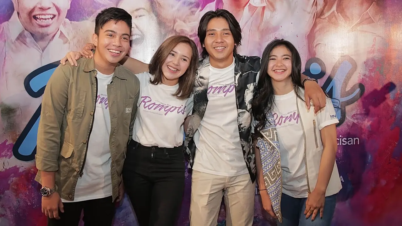 Main Film Rompis, Adinda Azani Berharap Dibilang Bodoh Oleh Penonton - Entertainment Fimela.com